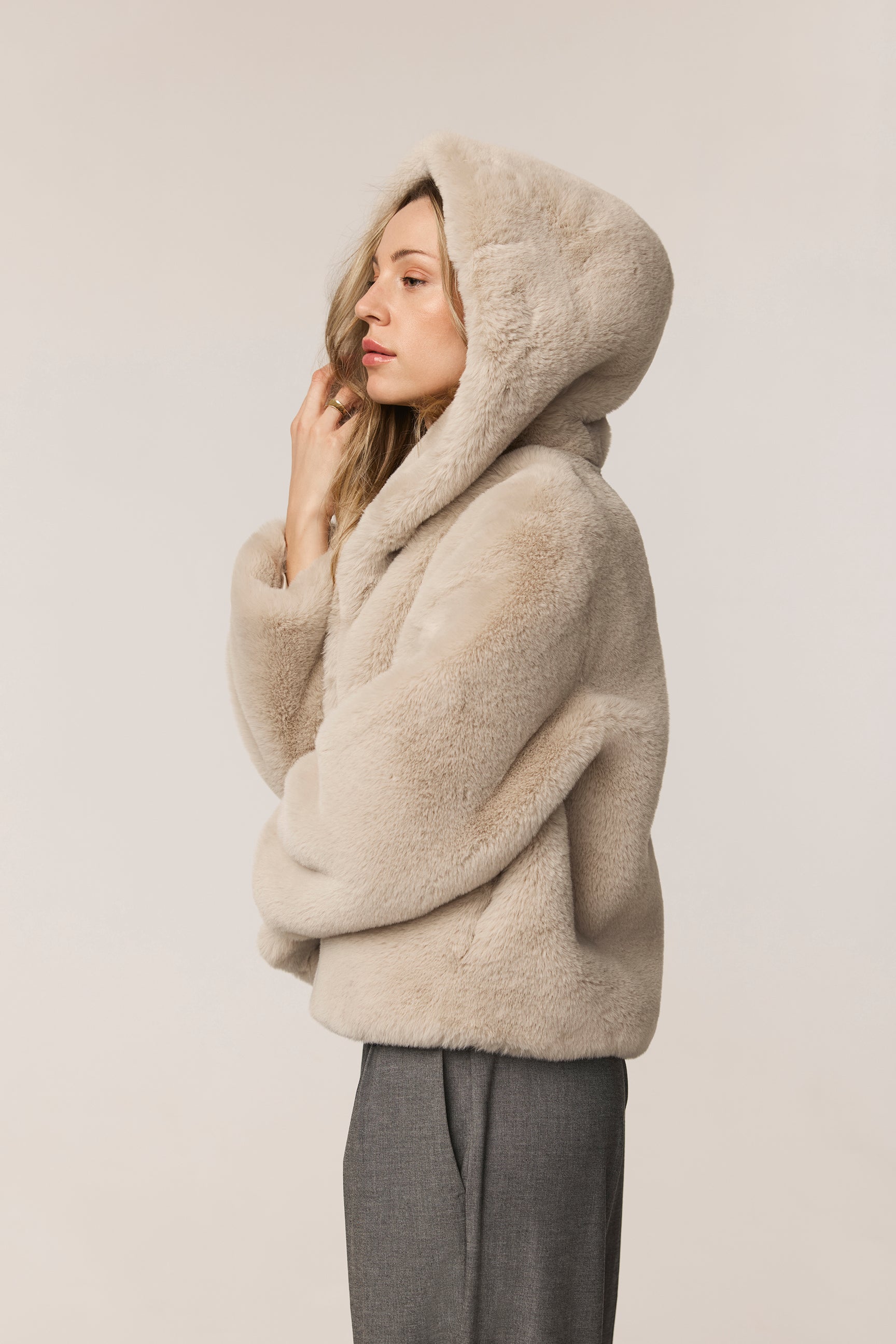 Jade Hooded Luxe Recycled Vegan Faux Fur Jacket Neutral – Issy London