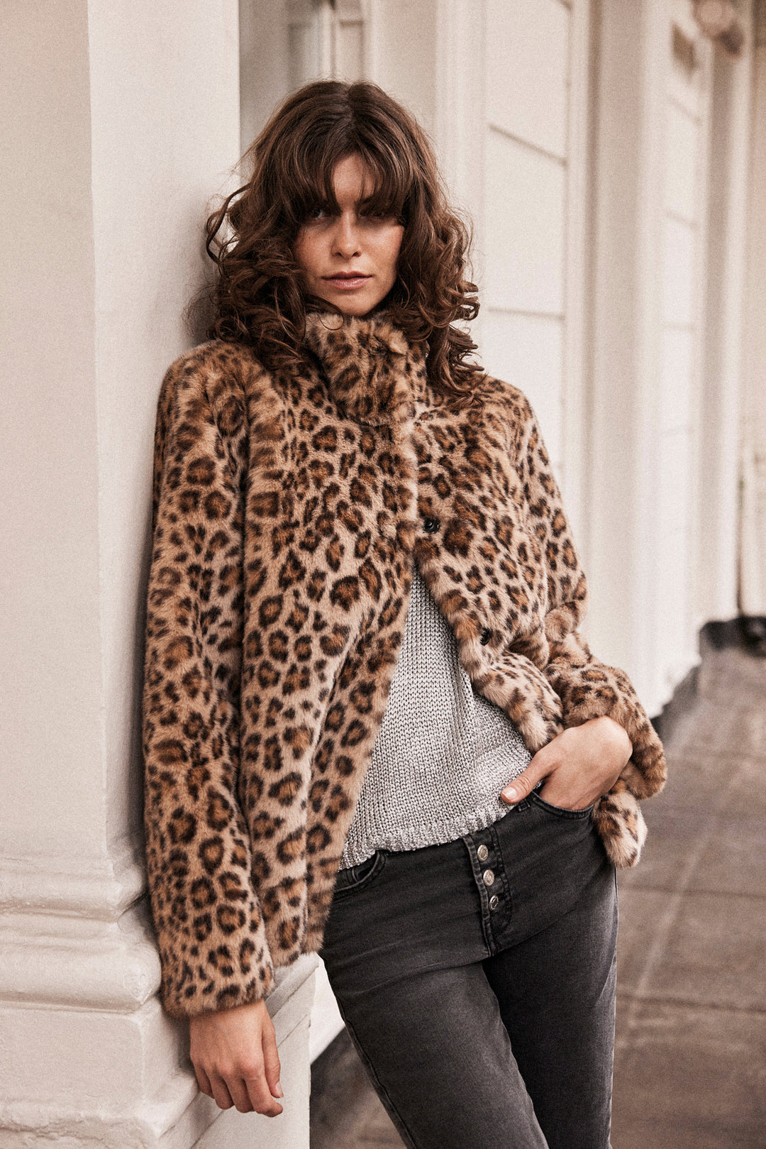 Claudia Luxe Leopard Faux Fur Jacket – Issy London